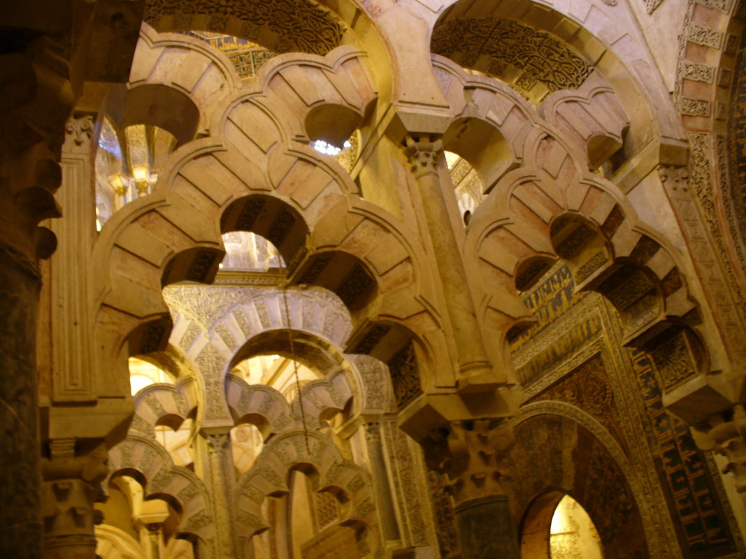 Córdoba's Mosque: Muslim Calligraphy and Christian Imagery.